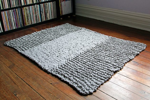 Knitted rug tutorial, make your own rug | Knitting patterns for beginners
